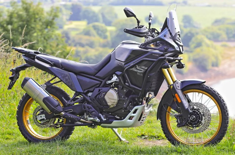 Voge DS 800 X Rally 2025 - Ficha de la moto, opinión, fotos