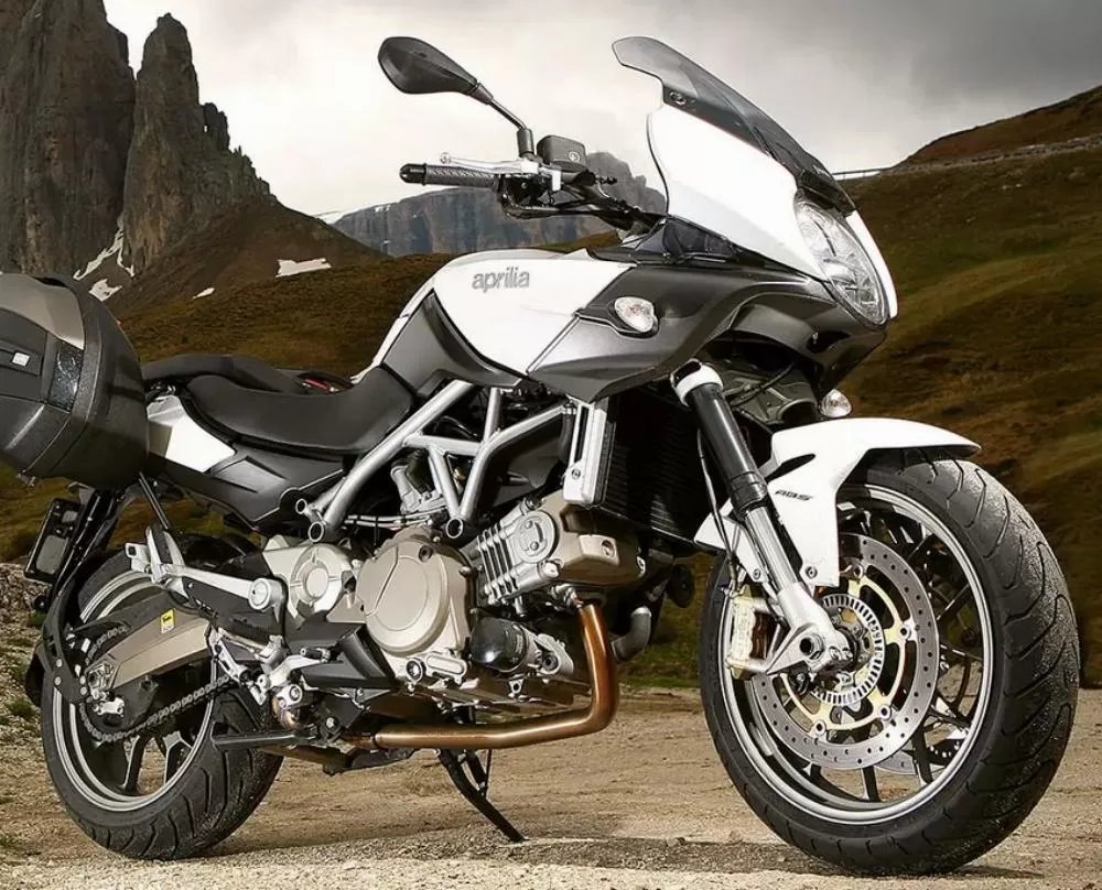 Aprilia Mana 850 GT 2011 - Motorcycle specifications, reviews, photos