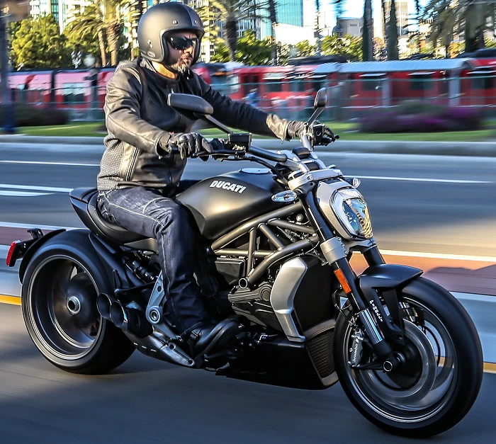 Ducati 1262 XDiavel 2020 - Ficha de la moto, opinión, fotos