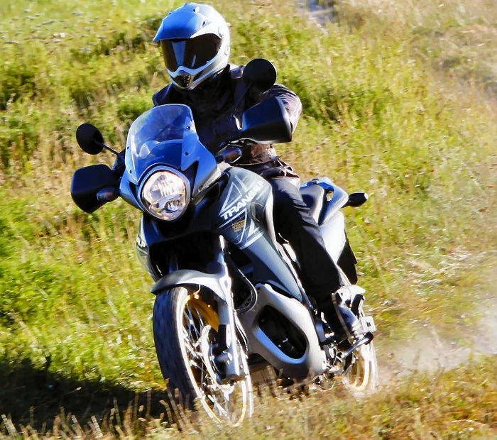 Honda XL 700 V TRANSALP 2011 - Motorcycle specifications, reviews