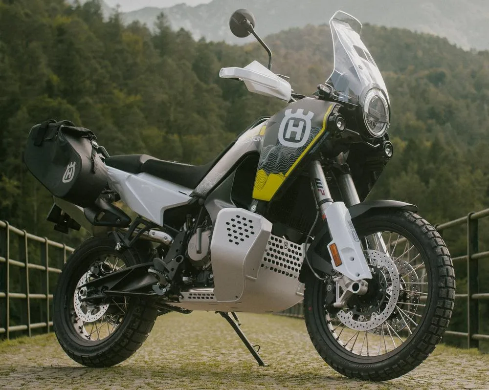 Husqvarna Norden 901 Expedition 2026 - Fiche moto, avis, photos