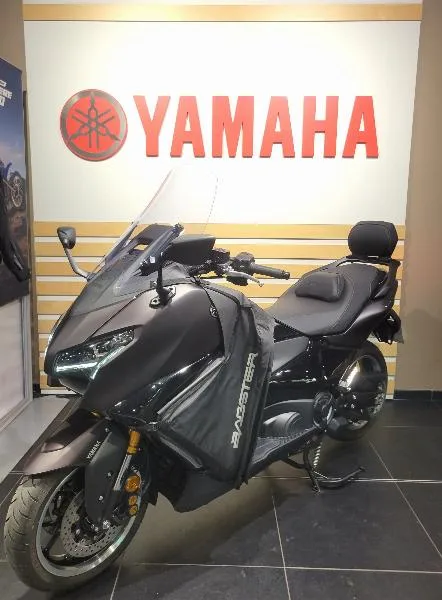 Yamaha XP TMAX 560 TECH MAX 2025 à 13599€ sur PARIS 16