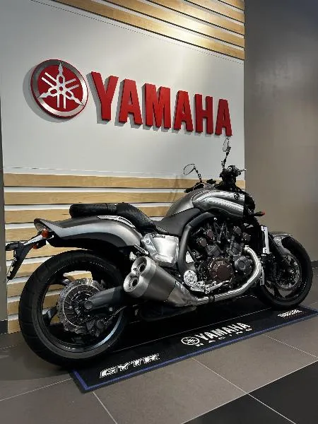 Yamaha VMAX 1700 2017 à 18990€ sur SECLIN