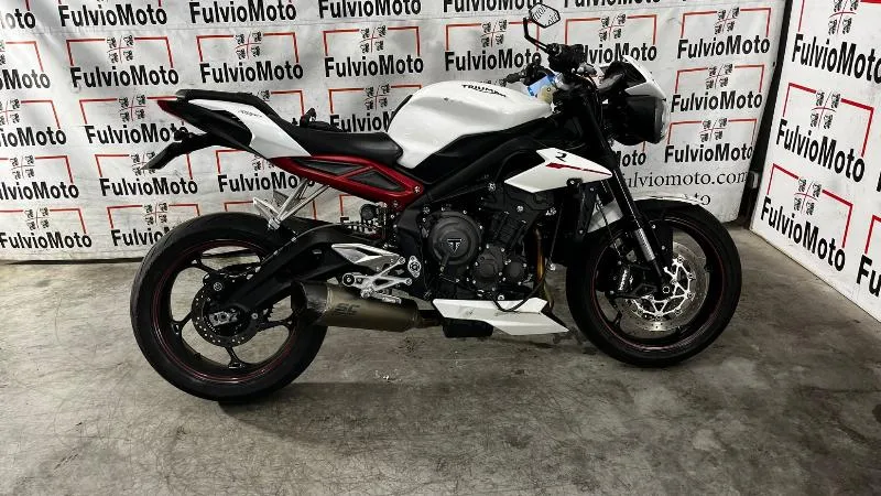 Triumph STREET TRIPLE 765 R 2018 à 4390€ sur ARLES