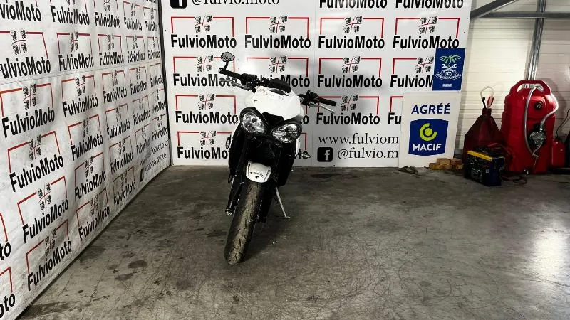 Triumph STREET TRIPLE 765 R 2018 à 4390€ sur ARLES