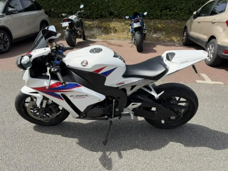 Honda CBR 1000 R 2011 à 8990€ sur ORVAULT
