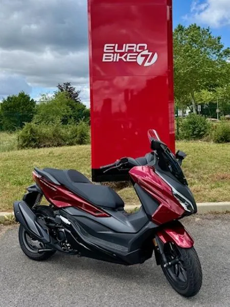 Honda NSS FORZA 350 2025 à 5790€ sur VERT ST DENIS
