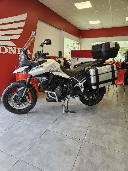 Triumph Tiger 900 GT PRO 2020 à 8999€ sur ETUPES