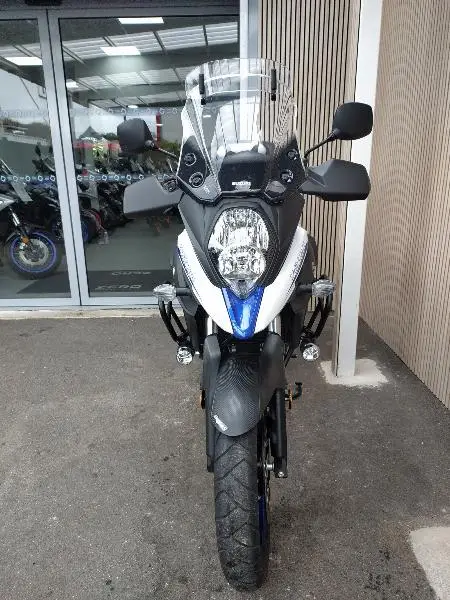 Suzuki DL 650 VSTROM XT 2019 à 7000€ sur ST OUEN L'AUMONE