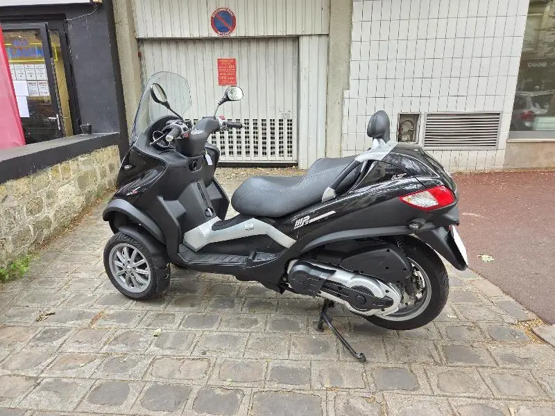 Piaggio MP3 400 LT 2010 à 2290€ sur ISSY LES MOULINEAUX