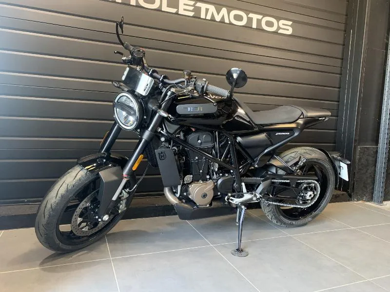 Husqvarna 701 VITPILEN 2018 à 5999€ sur CHOLET