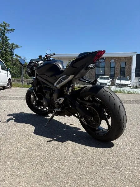 Triumph STREET TRIPLE 765 RS 2020 à 7290€ sur ST CLAIR