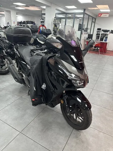 Honda NSS FORZA 125 AD 2017 à 2950€ sur ASNIERES SUR SEINE