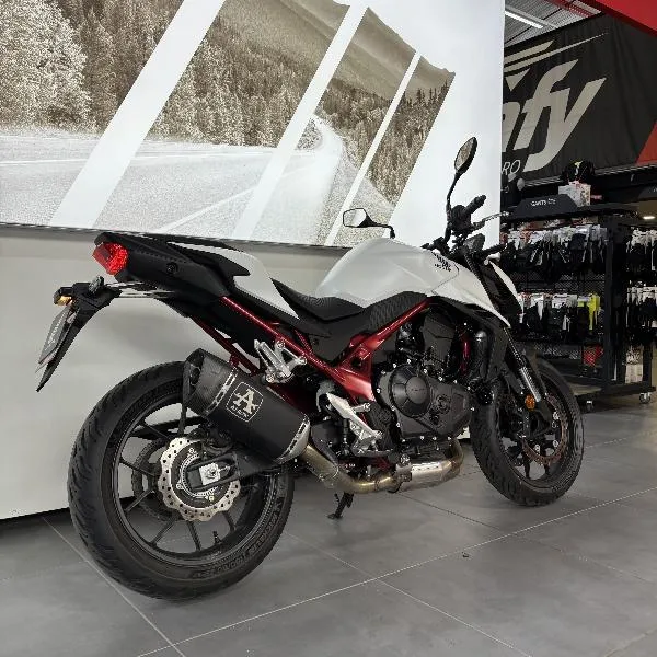 Honda CB 750 HORNET 2026 à 6999€ sur CHALON SUR SAONE