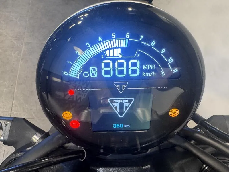 Triumph TRIDENT 660 2025 à 7990€ sur MONTPELLIER