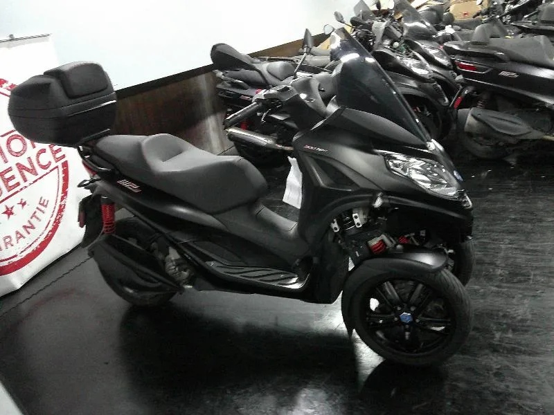 Piaggio MP3 300 HPE ABS ASR 2019 à 4200€ sur PARIS 17