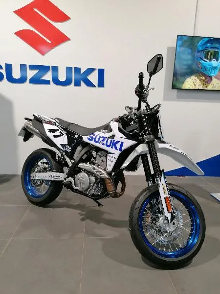 Suzuki DRZ 400 SM 2025 à 7490€ sur MARMANDE