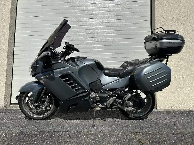 Kawasaki GTR 1400 2009 à 6190€ sur COULOMMIERS