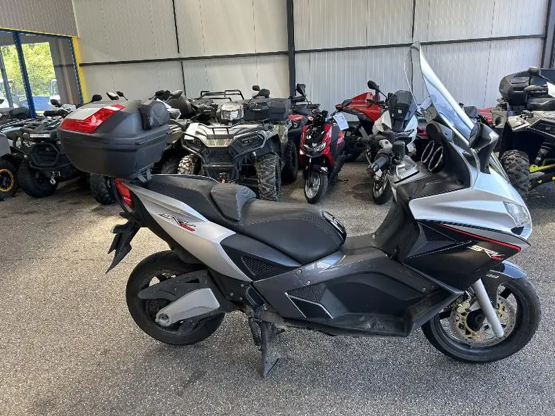 Aprilia SRV 850 ABS 2015 à 3890€ sur CEYZERIAT