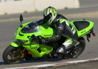 Kawasaki ZX-6RR 600 2006 - Fiche moto - Motoplanete