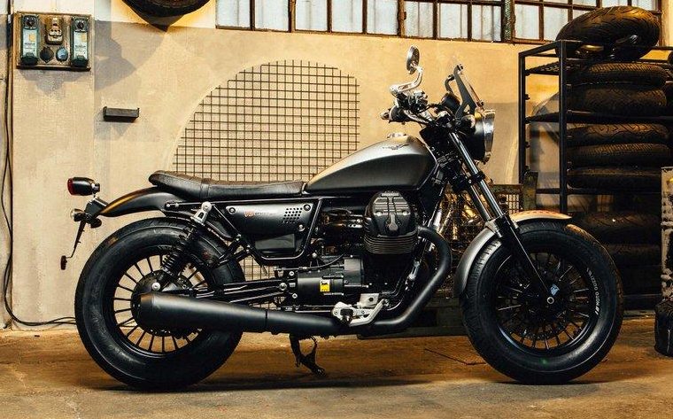 Moto-Guzzi 850 V9 Bobber 2017 - Fiche moto - Motoplanete