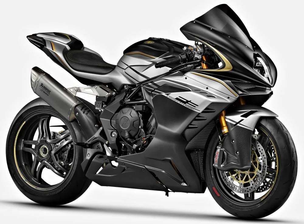 F3 800 En