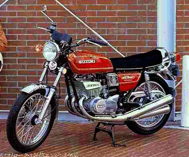 Suzuki GT 380 1975 - Fiche moto - Motoplanete