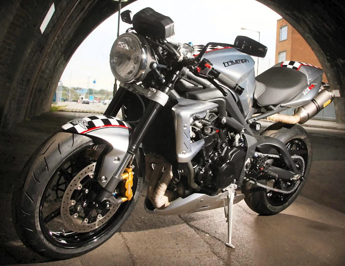 Triumph Street Triple Ace 675 CR 2011 - Motorcycle specifications